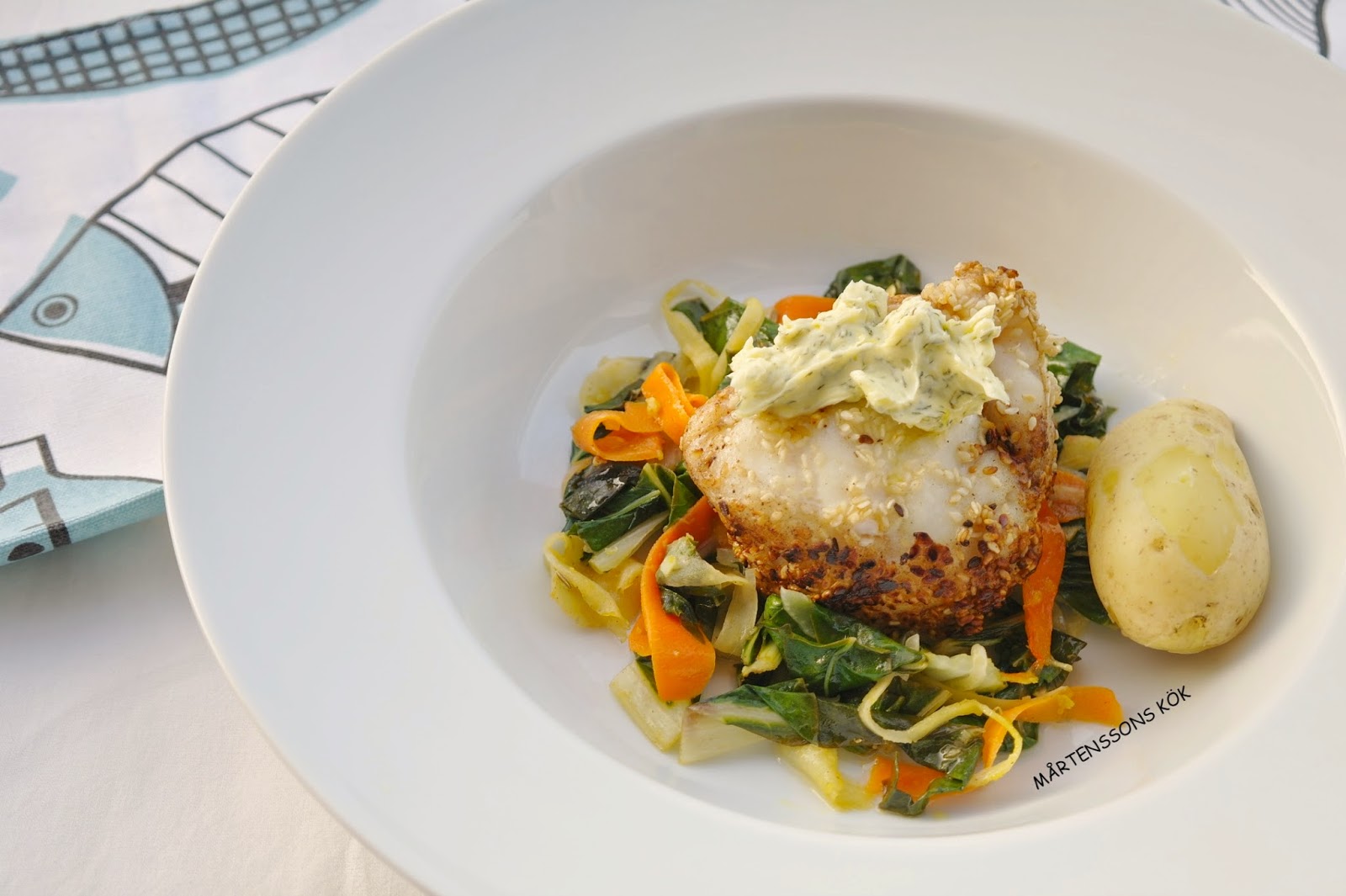 MÅRTENSSONS KÖK: Ugnsbakad marulk med citronsmör och rotfruktsfräs. Och ...