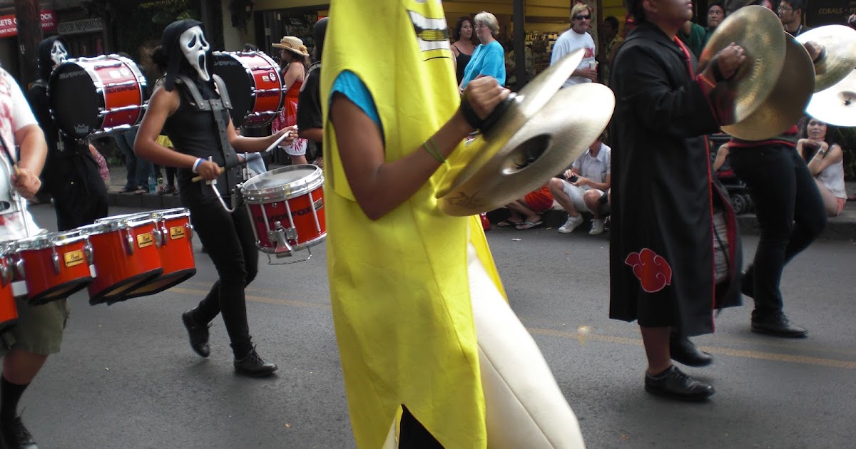 She Who Seeks: Lahaina Keiki Halloween Parade