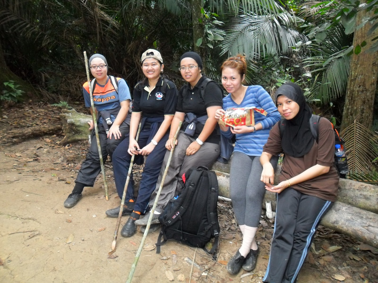 KEMBARA ALAM AADK: Pendakian Gunung Putih, Cheras, Selangor