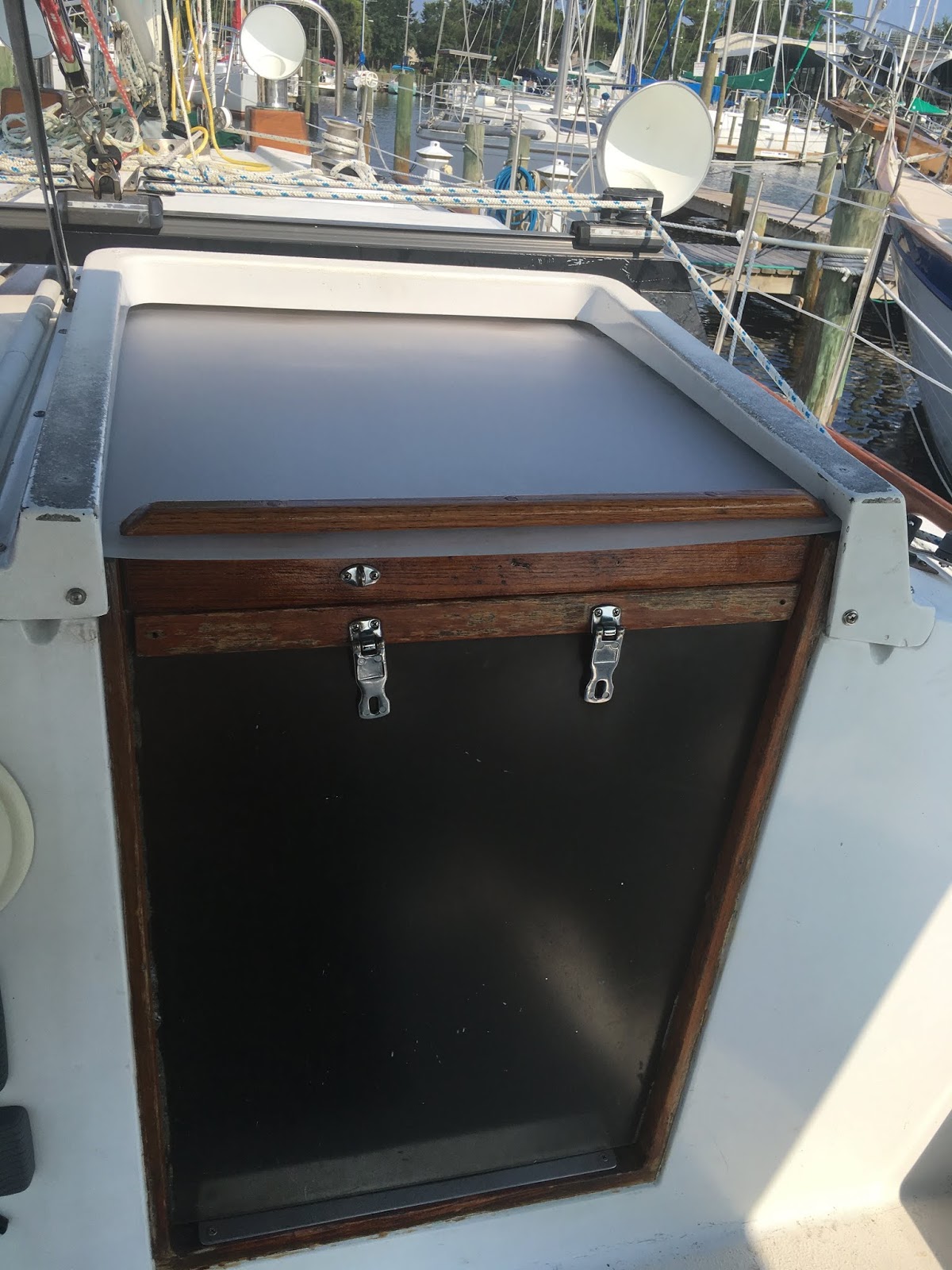 S/V Johanna Rose: Replacing the Companionway Sliding Hatch