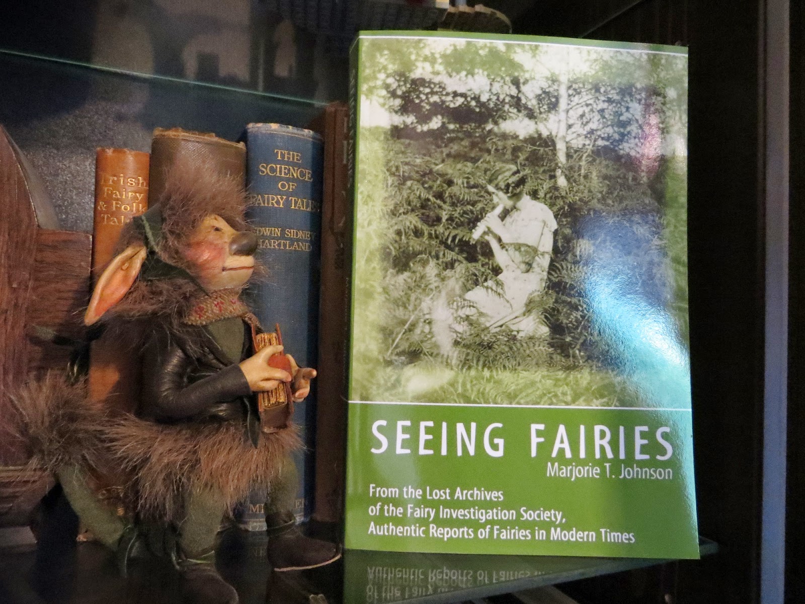 The Faery Folklorist: Seeing Fairies, a book review