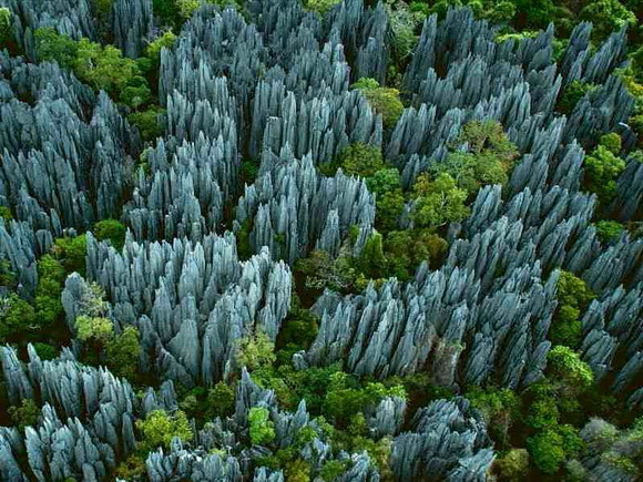 THE WORLD GEOGRAPHY: 10 Incredible Rock Pillar Landscapes