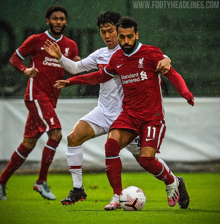 On Pitch: Nike Liverpool 20-21 Home Kit - Footy Headlines