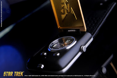 The Trek Collective: Adorable mini-communicator watch