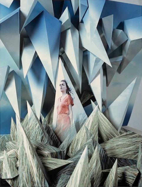 The Delights of Seeing: A Photograph as a 3 Dimensional Object