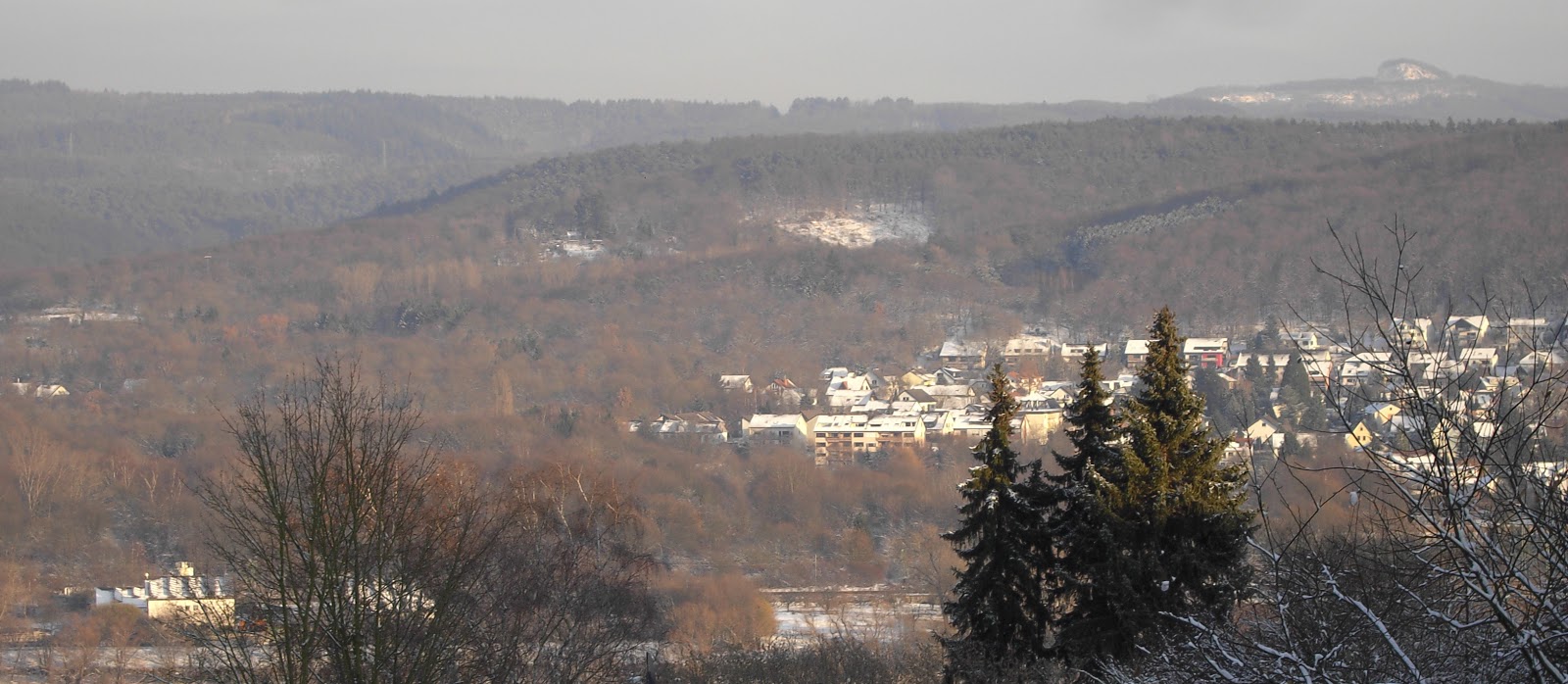 Weinkultur Unkel und Scheuren: Blicke auf Scheuren