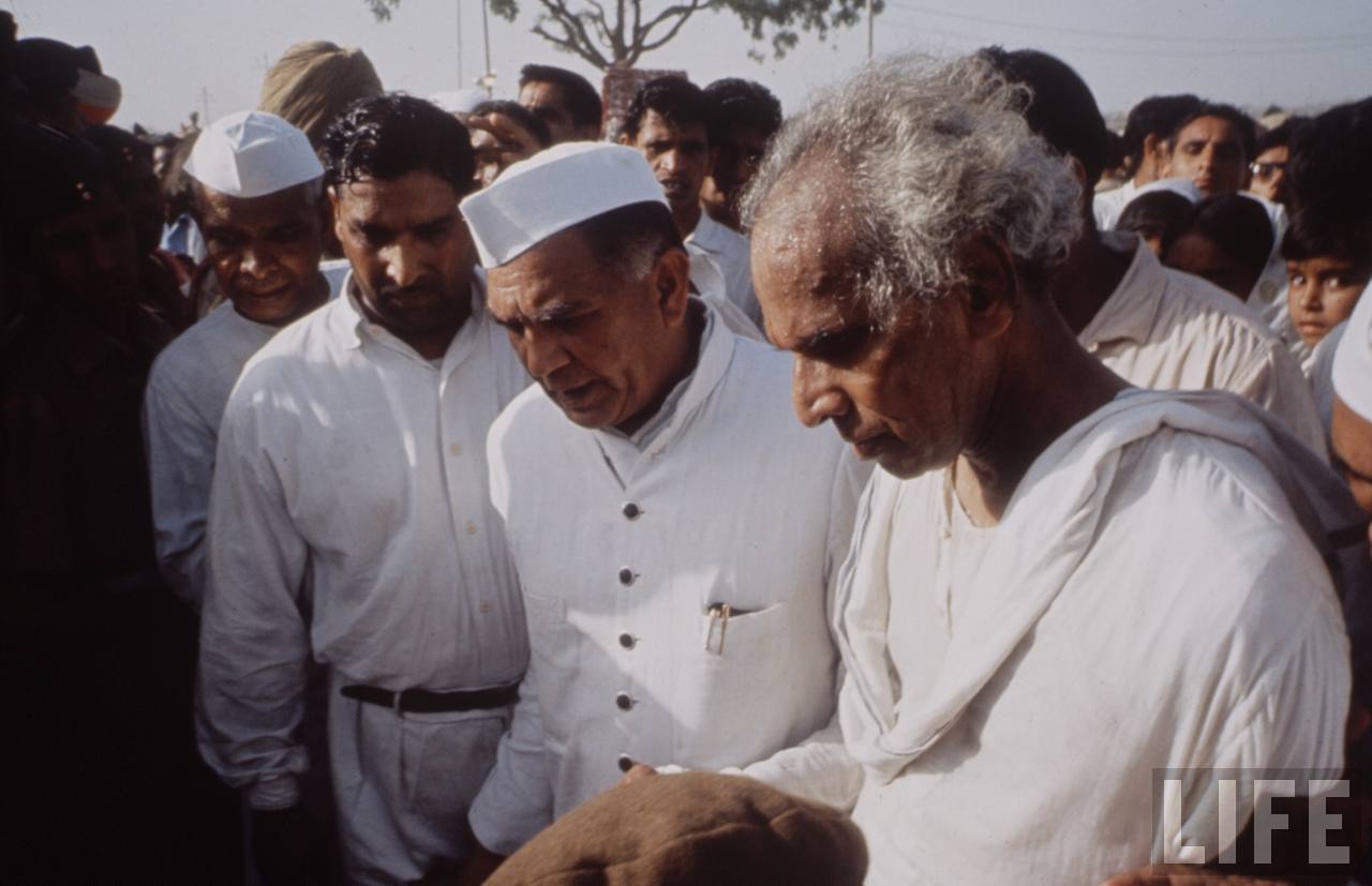 Jawaharlal Nehru Funeral Procession Photos | Rare & Old Vintage Photos ...