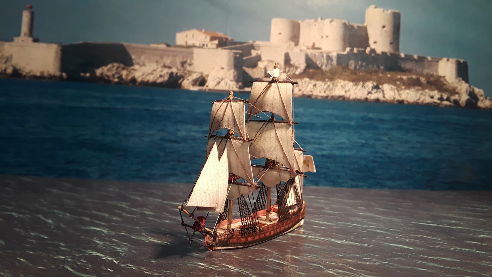 A Miniatures Hobby Room: My first War Artisan Card Ship