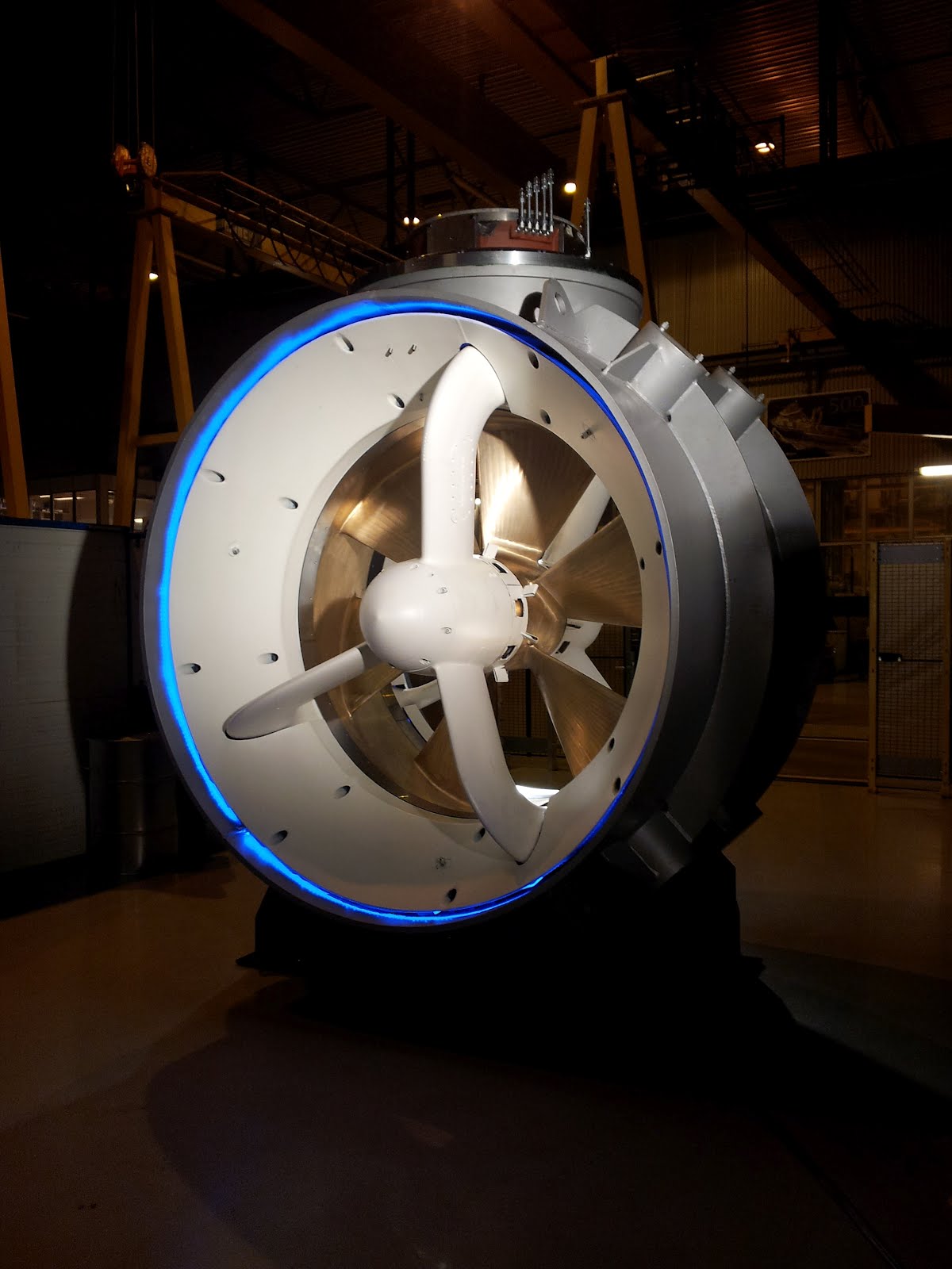 Rolls-Royce deliver first permanent magnet tunnel thruster (TT-PM ...