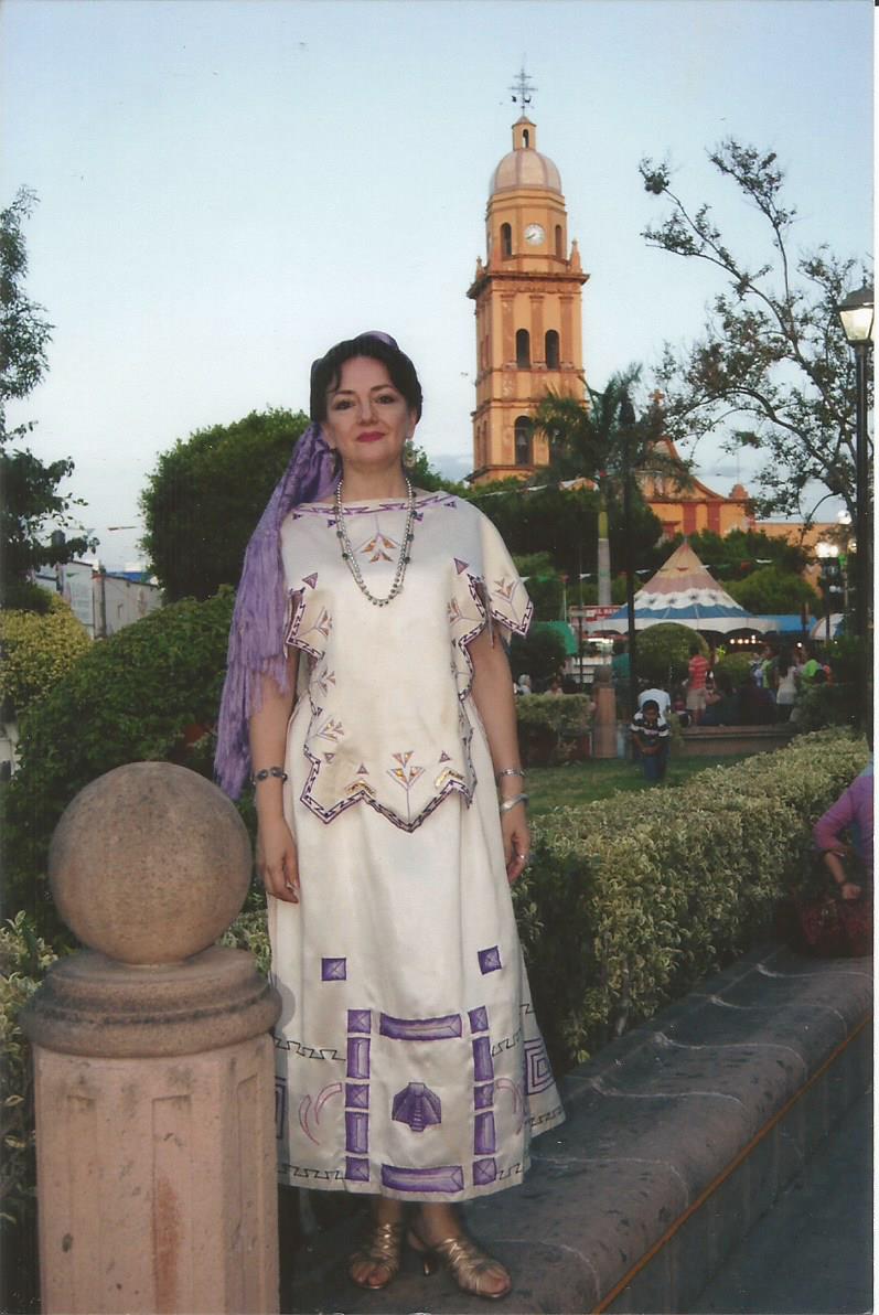 Rioverdesegunyo: Vestido Regional de Rioverde