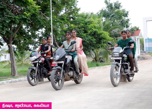 IndiaGirlsOnBike - Women Empowerment Of India: September 2015