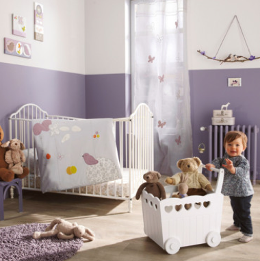 Dormitorios de bebé en color morado - Colores en Casa