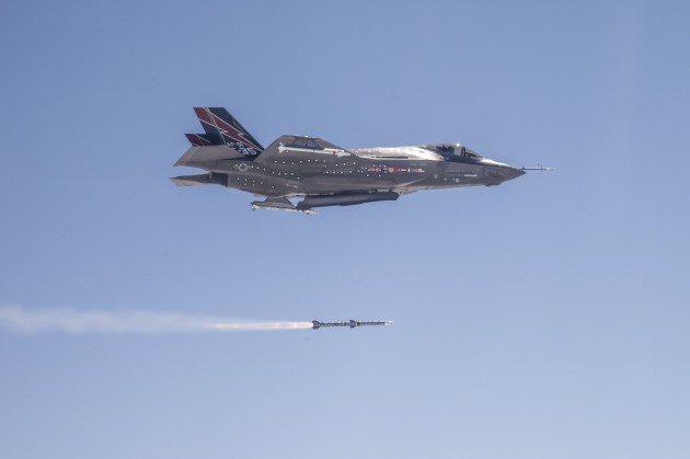 F-35 Launches First Air To Air Missile; Concurrency Costs Plunge $500 ...