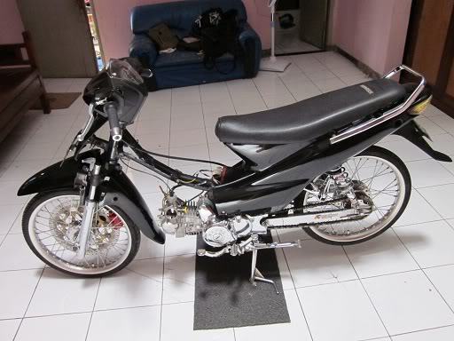 The Speed Supra X Lama Classic Club: Keren Kan