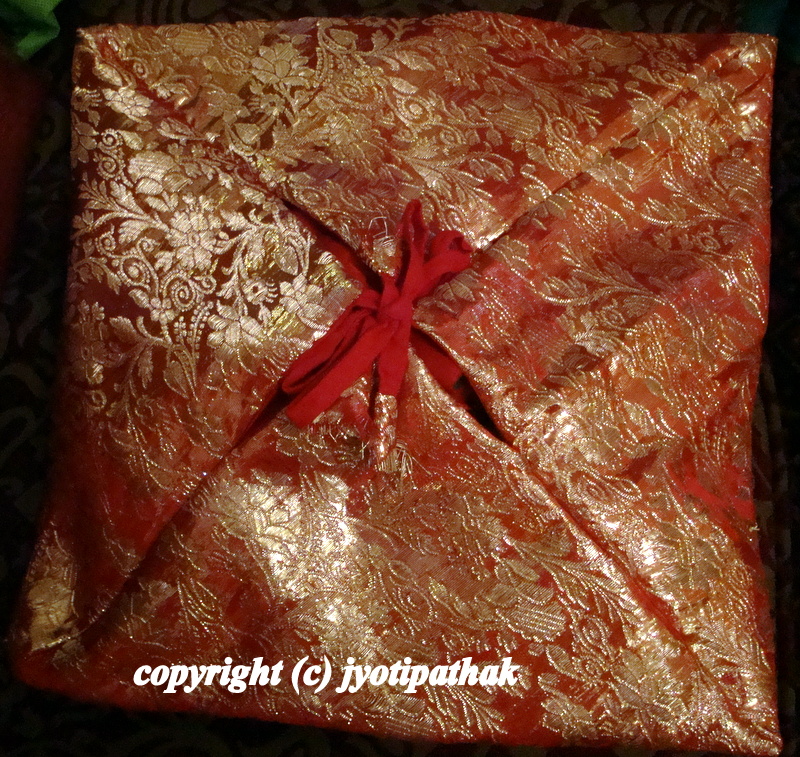 Taste of Nepal: Sindur Tree of Nepal (सिन्दुर को रुख) Sindure