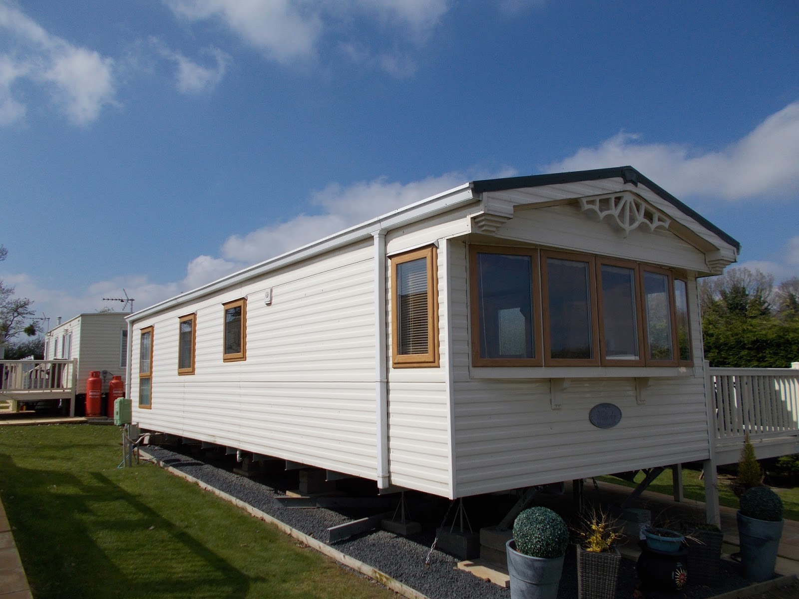 replacement static caravan double glazing windows and doors in irish oak