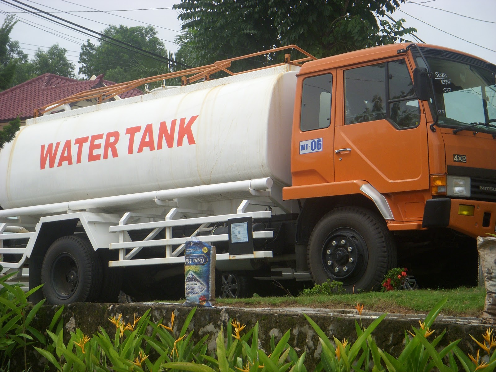 RENTAL WATER & FUEL TRUCK TANKI