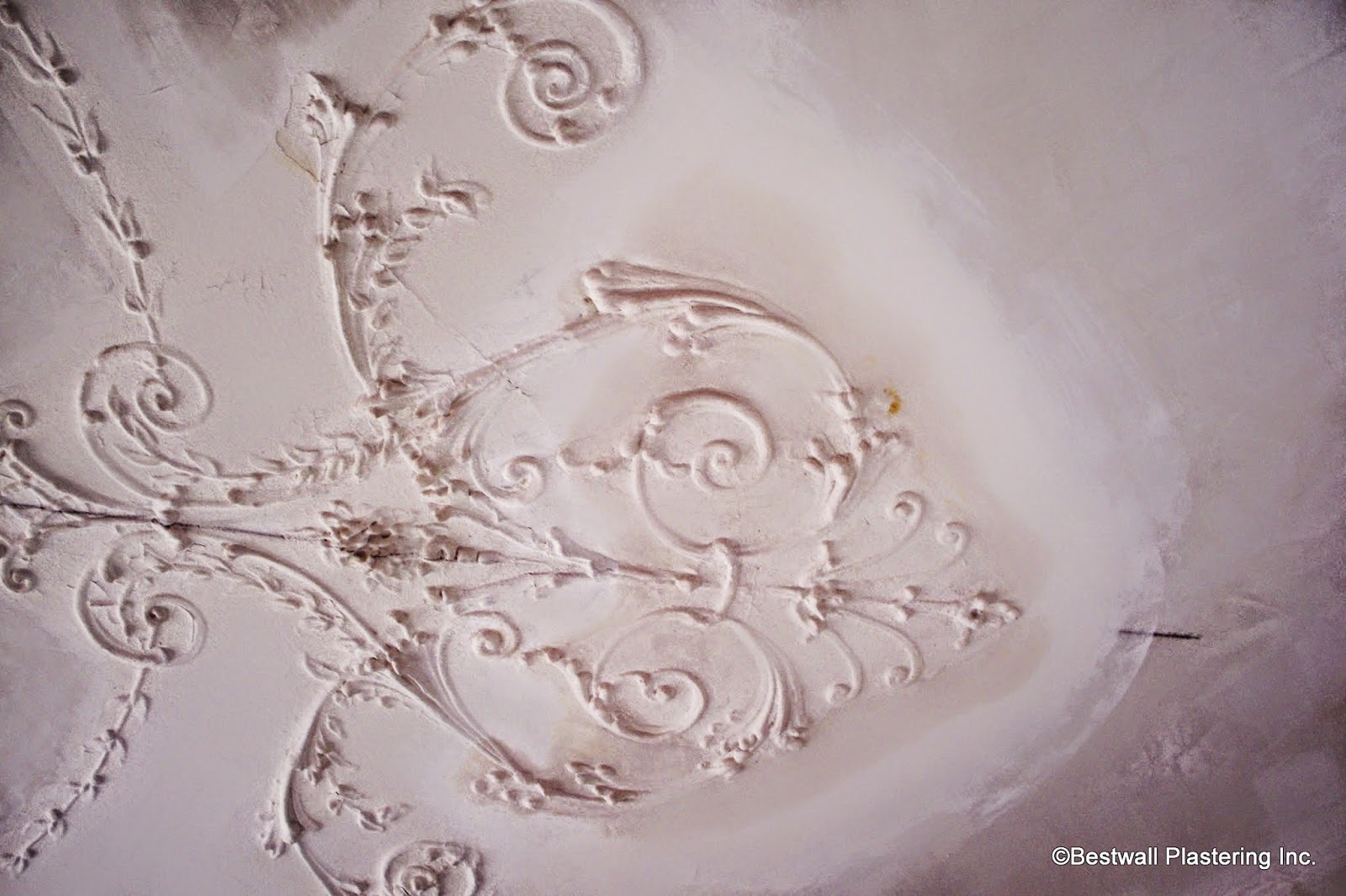 What you need to know about plastering: Ceiling Plaster Molding Design ...