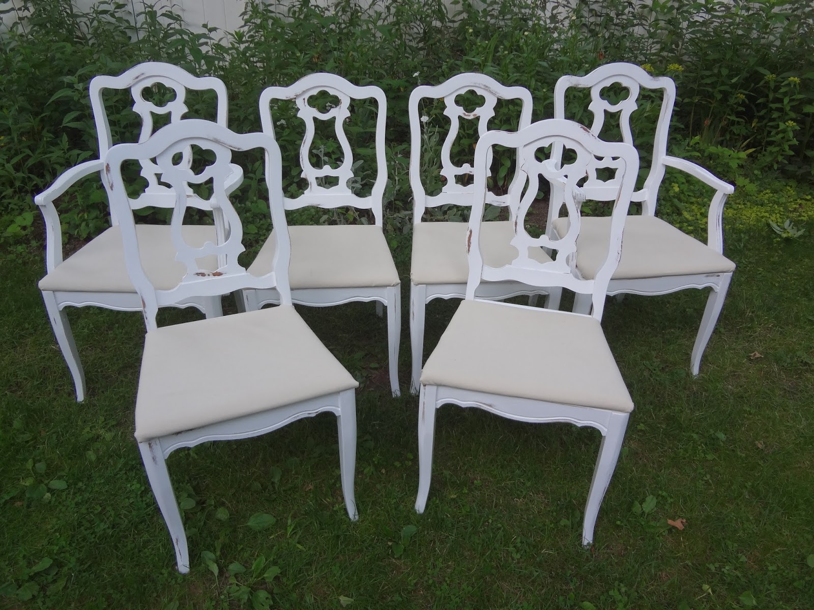 Heir and Space: A Vintage Cherry Dining Set