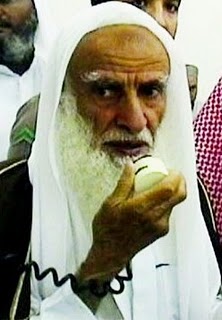 Curing Hearts: Interview with the wife of Sheikh Uthaymeen...