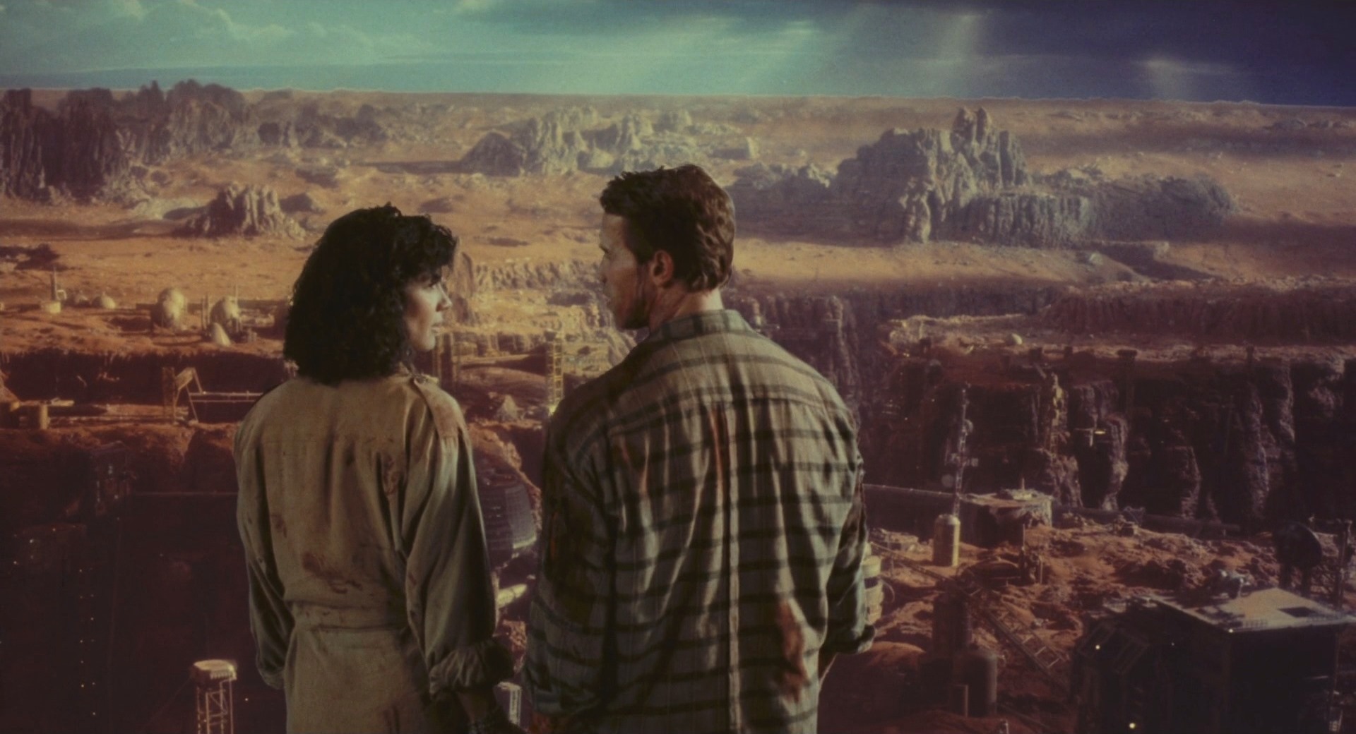 HD images from Total Recall (1990) movie | human Mars