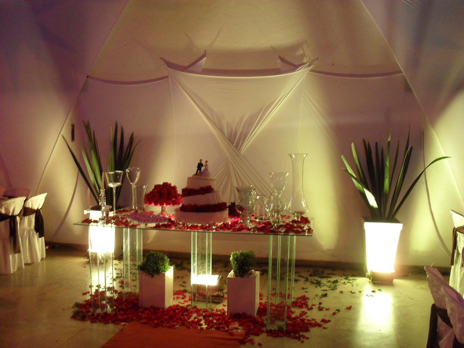 WOOF TENCIONADOS: !! Algumas Decorações com Tecidos