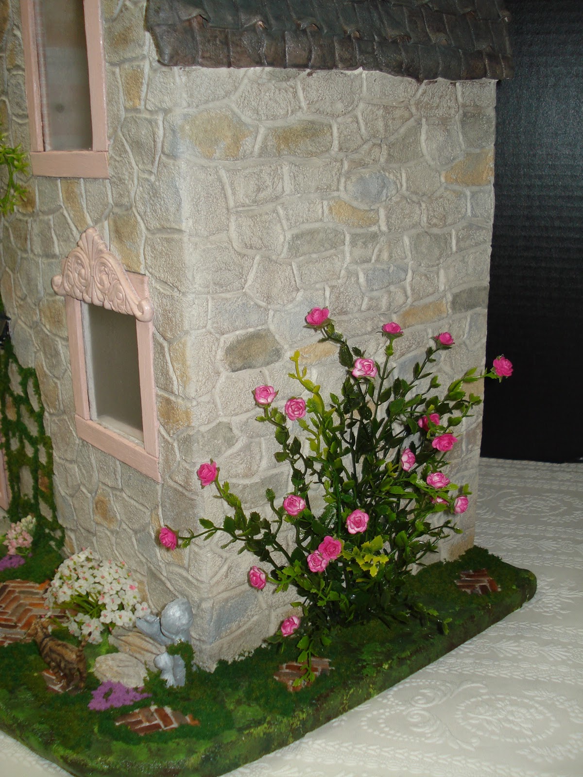 Custom Styled Dollhouse Kits: Shabby Chic Completed Dollhouse