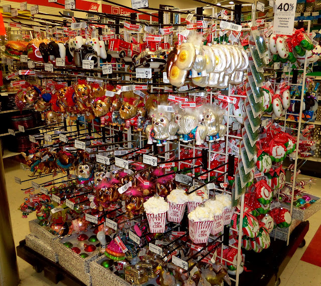 A DEBBIE-DABBLE CHRISTMAS: Christmas in the Stores: Michael's