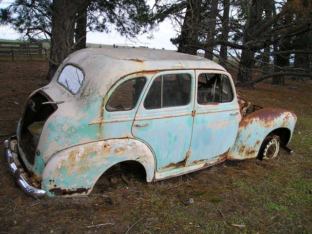 My 1928 Chevrolet: Rusty Relics (Latest Installment of over 150 photos)