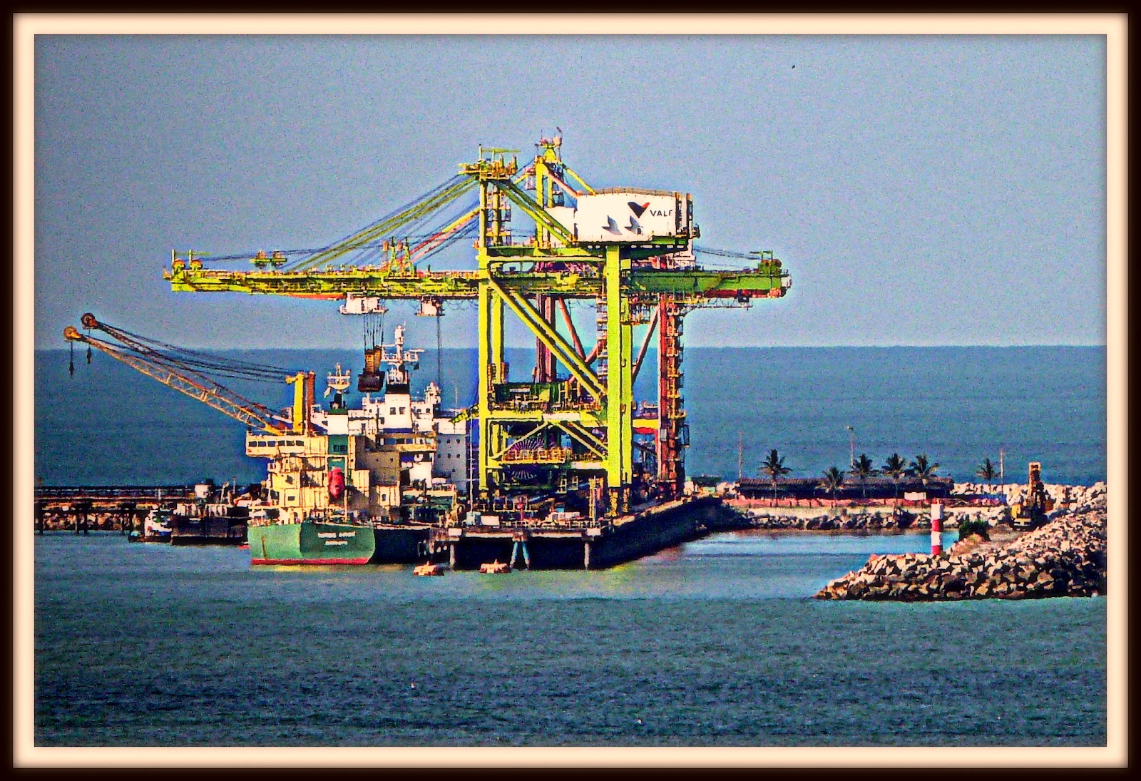 Ships calls Vitoria: Praia Mole (Tubarão)