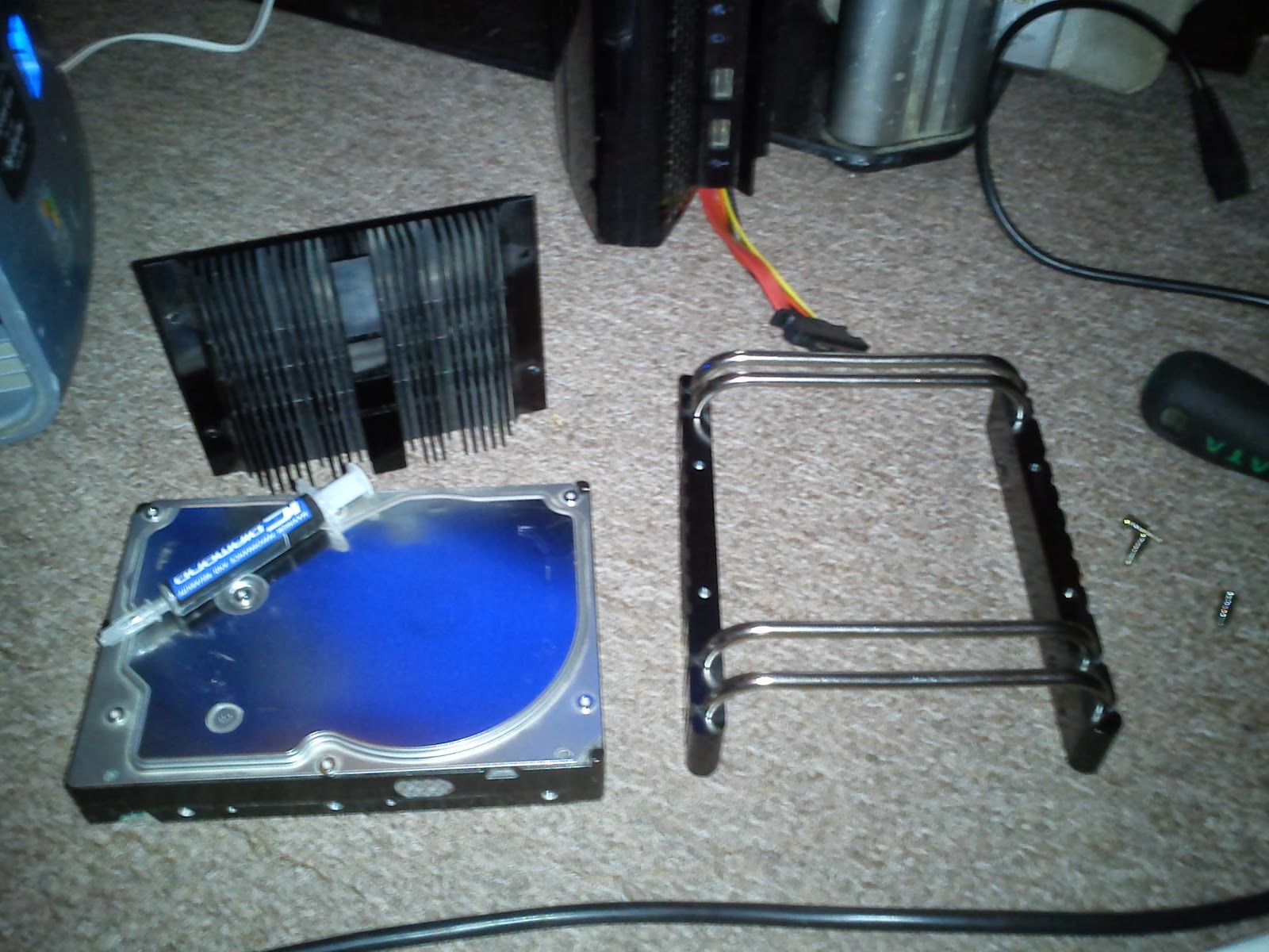 Sethioz Industries Official Blog: PS3 External HDD Mod + Heatsink ...