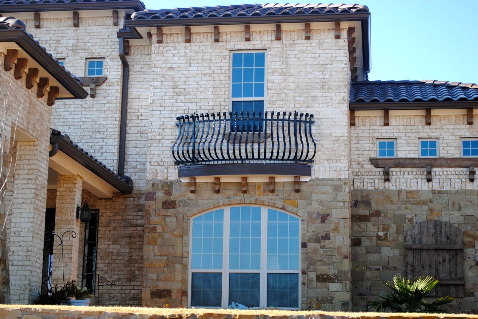 Trinity Classic Homes: Antiqued Brick