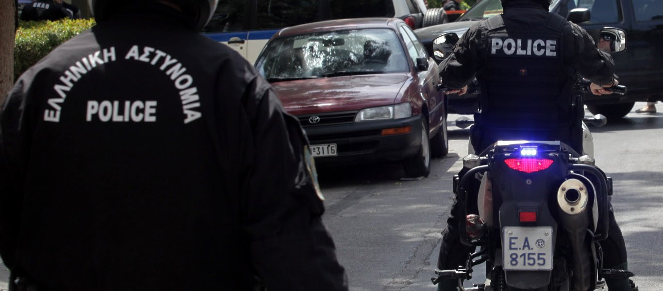 AΝΕΞΑΡΤΗΤΟΣ-ΔΙΠΛΩΜΑΤΙΚΟΣ ΠΑΡΑΤΗΡΗΤΗΣ: ΞΥΛΟΔΑΡΜΟΣ ΑΣΤΥΝΟΜΙΚΩΝ ΑΠΟ ΑΛΒΑΝΟ ...