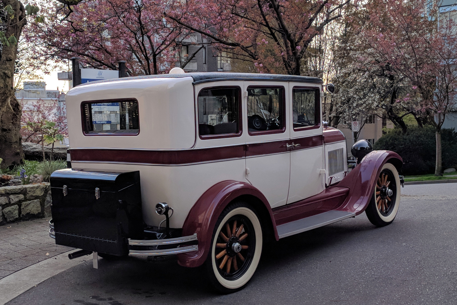 Old Parked Cars Vancouver: 1928 Chrysler