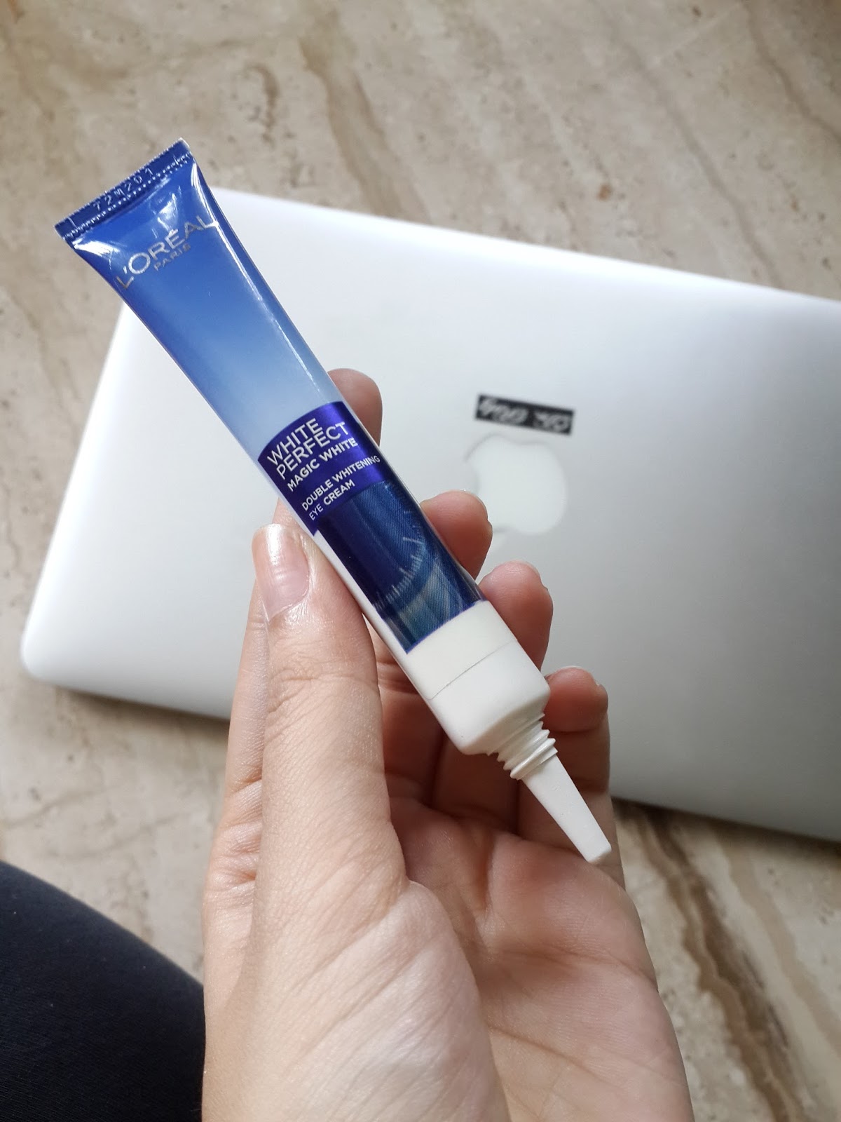 RIDZI MAKEUP: Loreal white perfect magic white double whitening eye ...