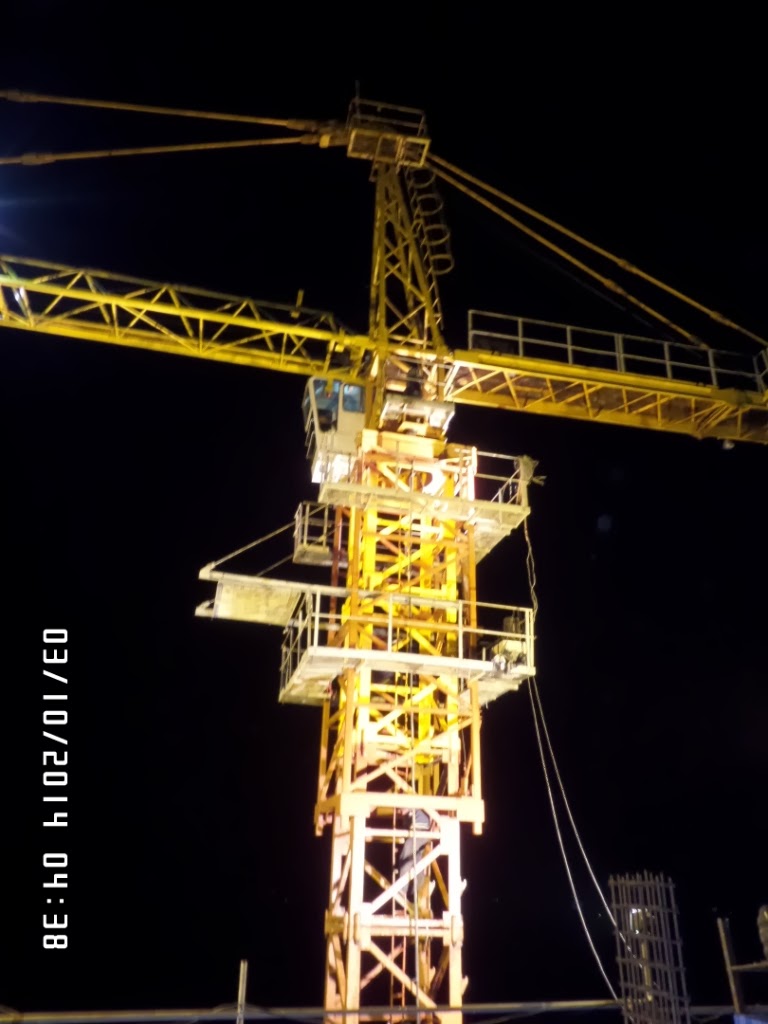 Marriott Resort Weligama Bay: Tower Crane Jack Up - 2014.03.09