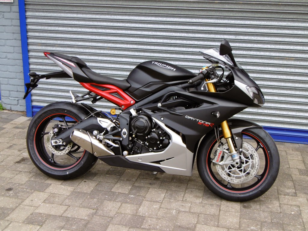 2015 Triumph Daytona 675R ABS ~ SUPERMOTOO