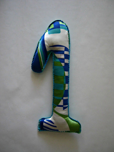 Cadouri unicat pentru copii - Nasturelul fermecat - jucarii handmade