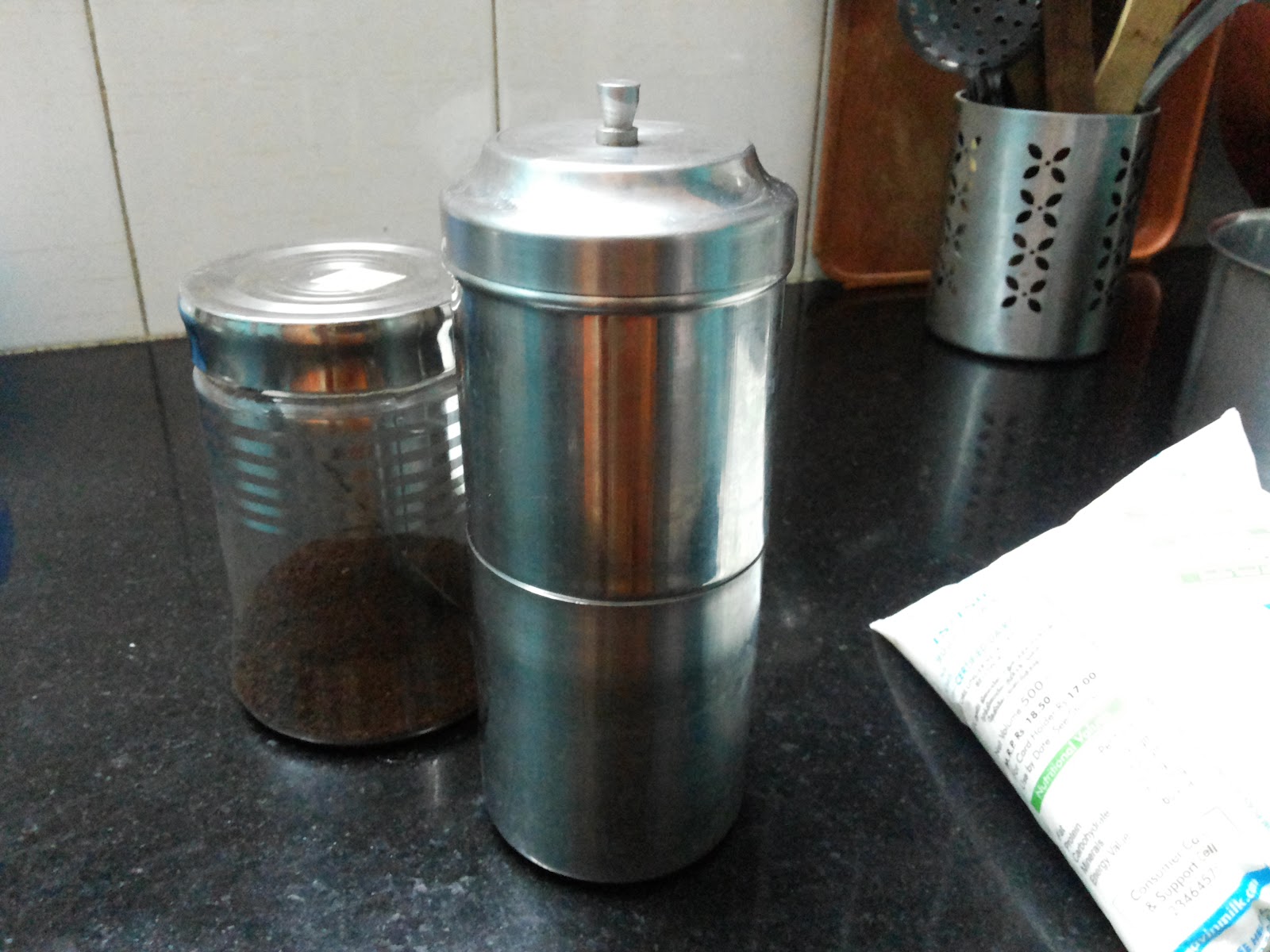 Eat Pray and Cook: Filter Coffee - Love for "Filter Kaapi"..