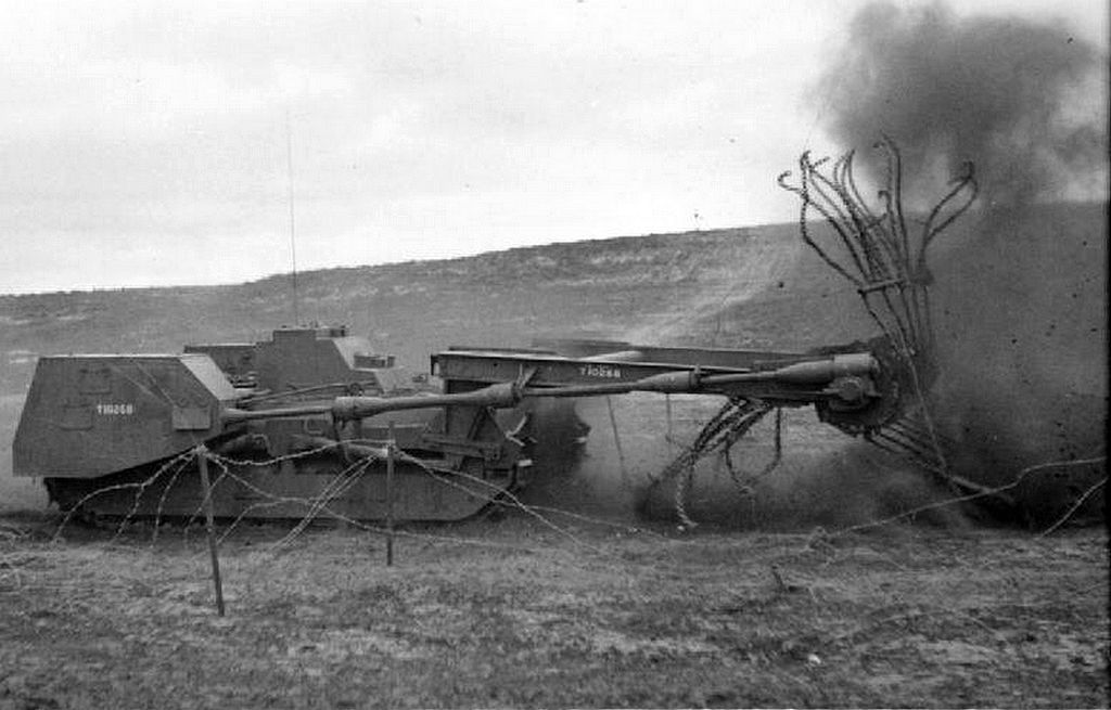 Panzerserra Bunker- Military Scale Models in 1/35 scale: Sherman V ...