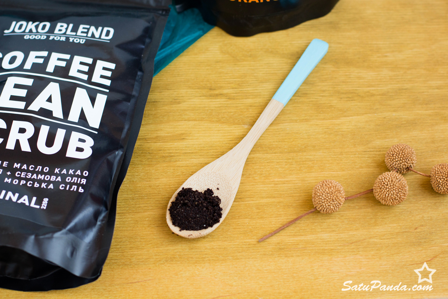 Joko Blend Coffee Bean Scrub - немного бодрящего кофе для твоей кожи.