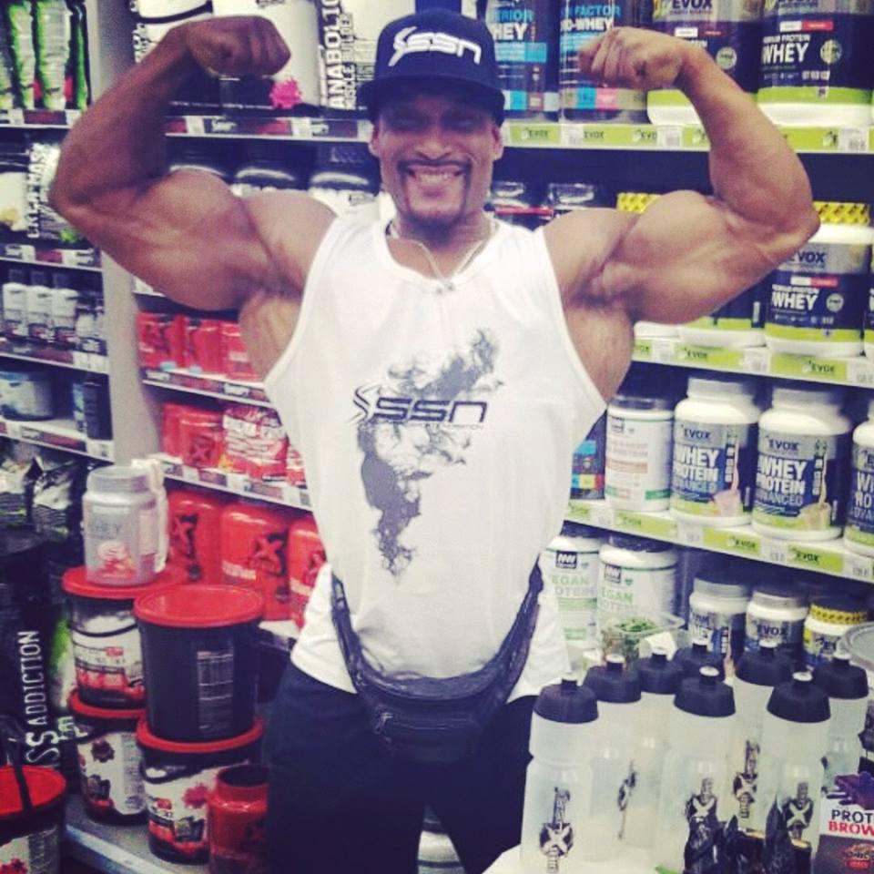 Worldwide Bodybuilders: South African superman Michael Adonis