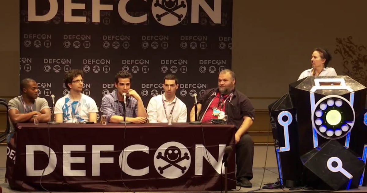 DEF CON 24 - Panel - MR ROBOT Panel