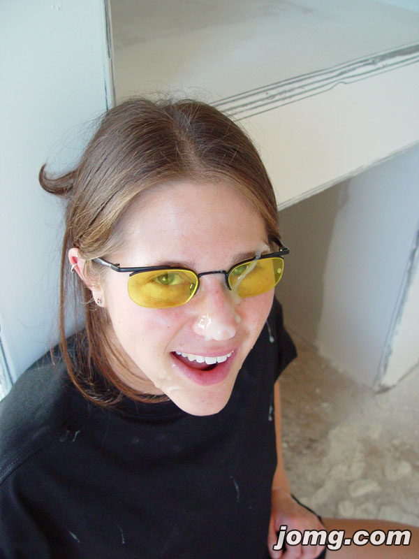 RealSluts: Lindsay Jane Travnicek (Mackenzie Wilson)