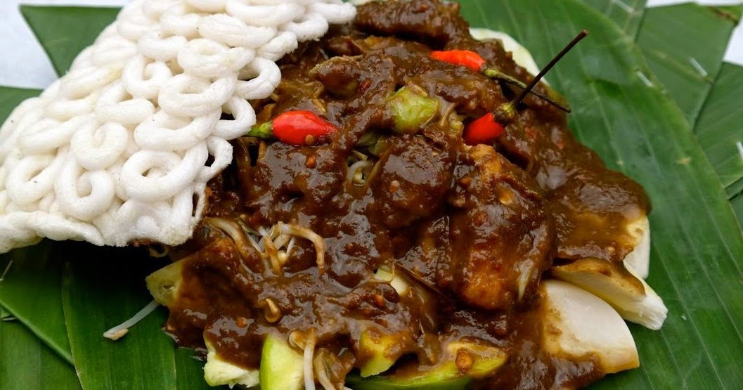 Warung Kuliner Nusantara: Rujak Cingur, Masakan Khas Jawa Timur Yang ...