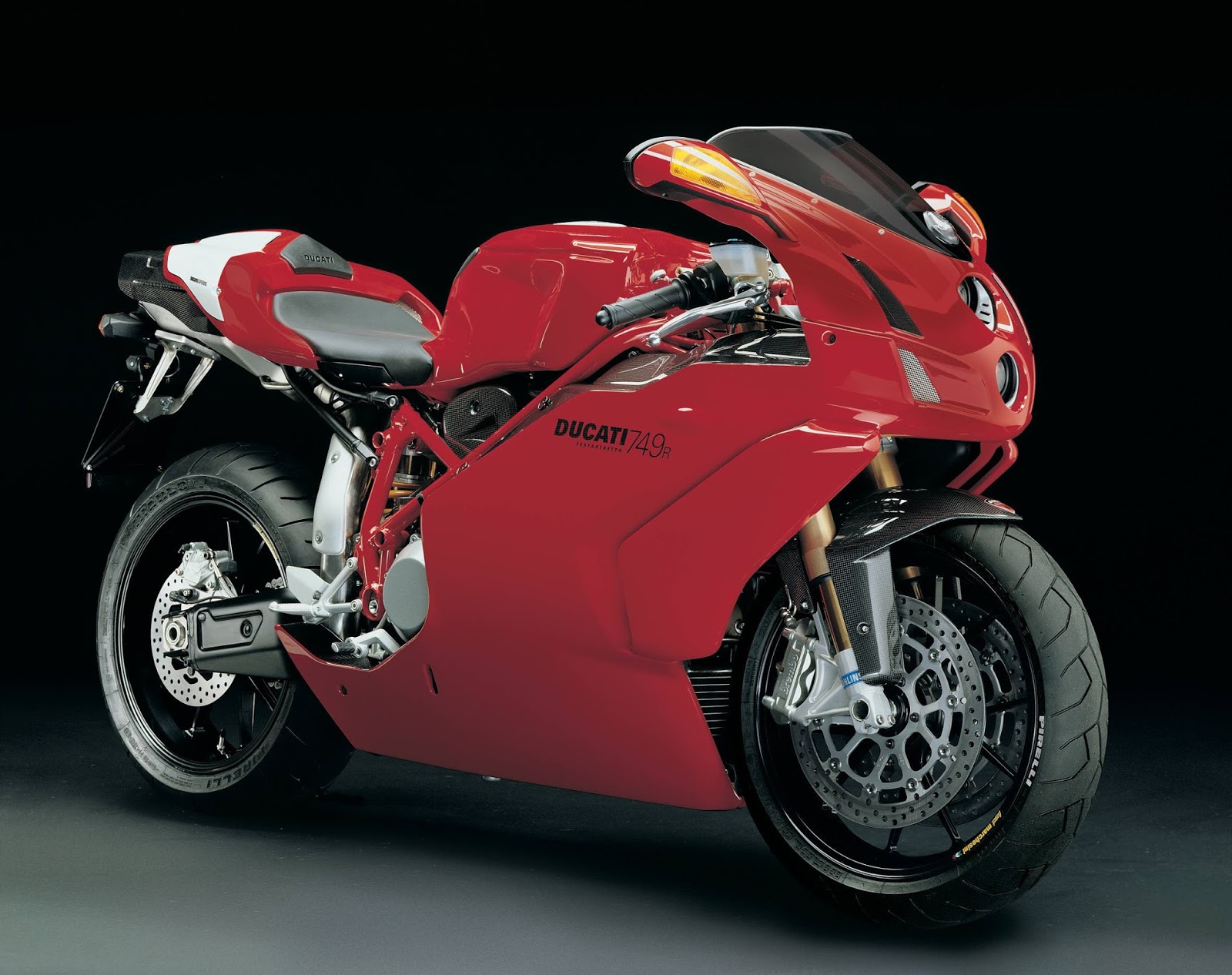DUCATI wiki: 2004 SUPERBIKE 749R