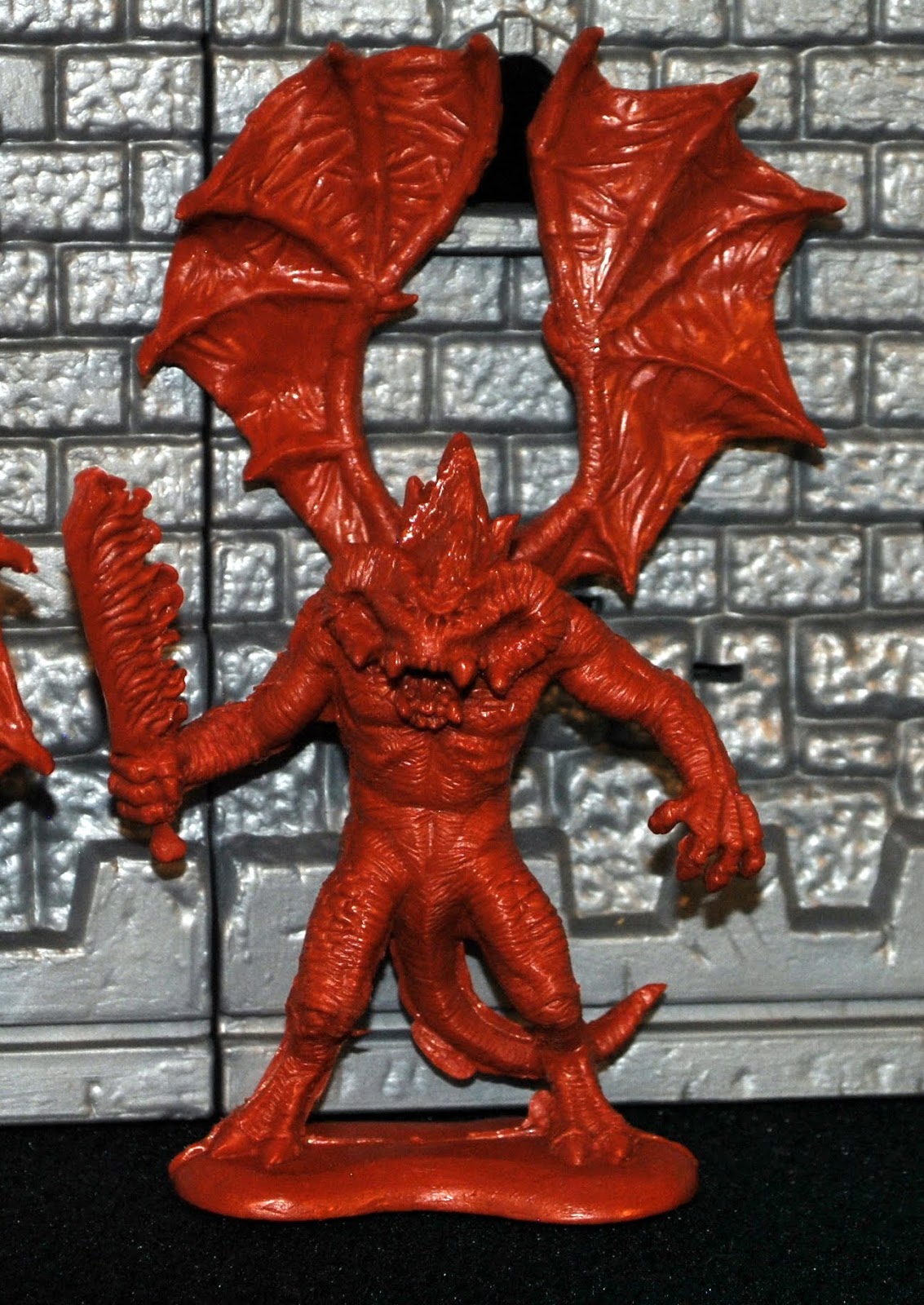 Fantasy Toy Soldiers: DARK ALLIANCE: War Trolls & Fire Demons.