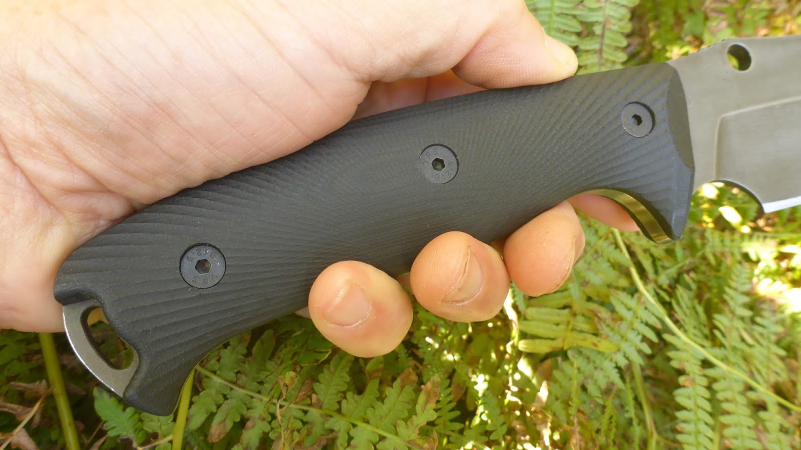 Hardcore Knives and tools for Wilderness Camping: Work Tuff Gear Fixed ...