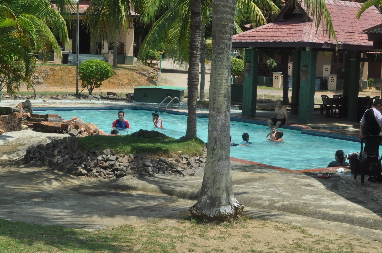 SuhanimShapki: family day@teluk ramunia