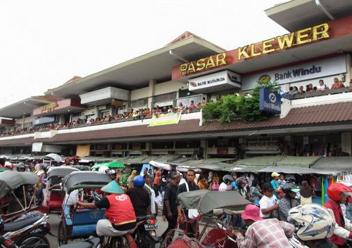 Macam-macam Pasar Menurut Luasnya Kegiatan Distribusi - INFO PELAJARAN